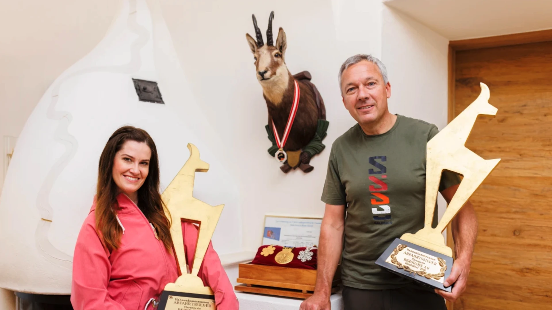 Ski-Legende Fritz Strobl ganz privat auf seinem Hof in Kärnten ...