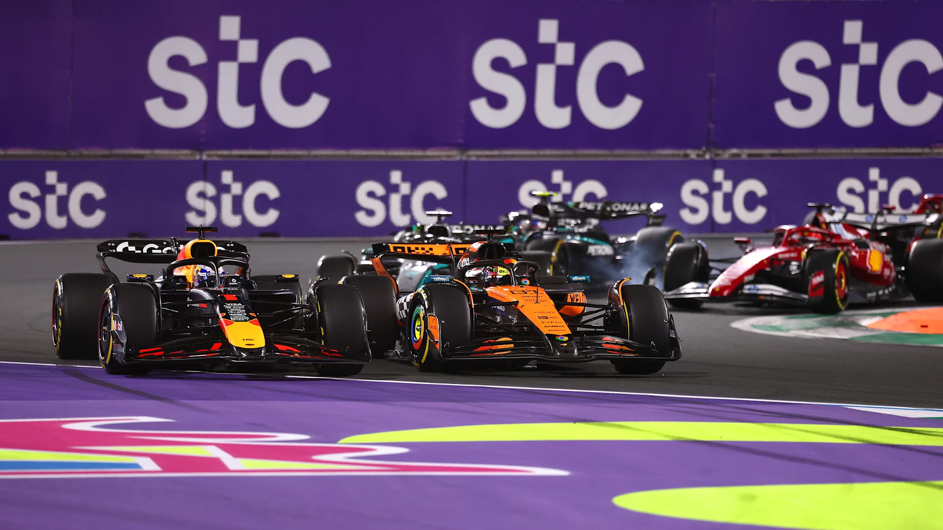 Formel 1 2025: Der Grand Prix von Singapur im kostenlosen Livestream und TV - ServusTV On