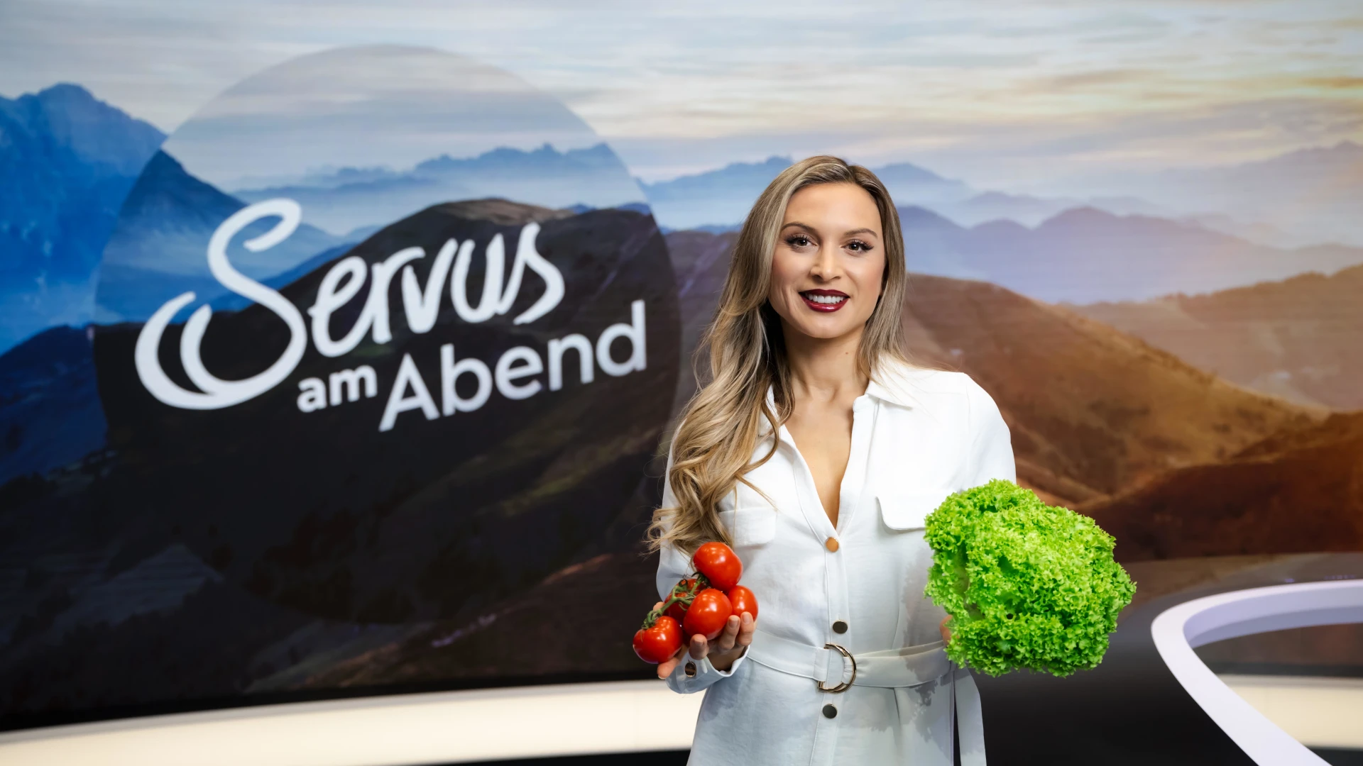 Iris Pohl - Moderator bei ServusTV